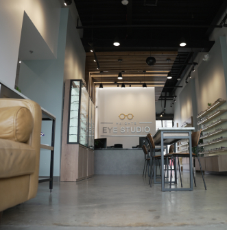 Eye Doctor in Houston | Optometrist Houston | Dry Eye Studio